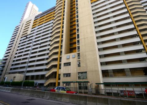 Yung Shek House Shek Yam Estate | EPD - Innovative Noise Mitigation ...